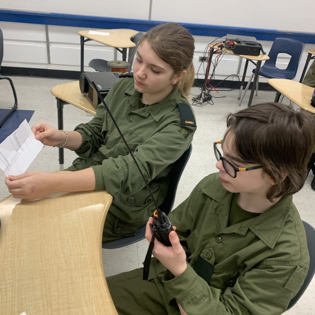 Les Cadets De Winnipeg Maîtrisent Le Code Morse Et Les Techniques De Communication Dans Le Cadre ...