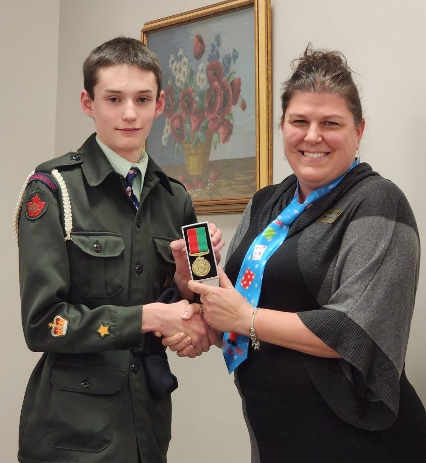 Félicitations aux récipiendaires de la médaille du Major-général Howard ...